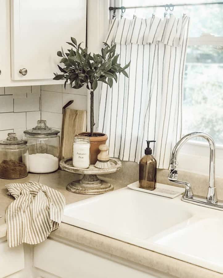 10 Simple Home Decorating Tips | Easy Ways to Decorate Like A Pro ...